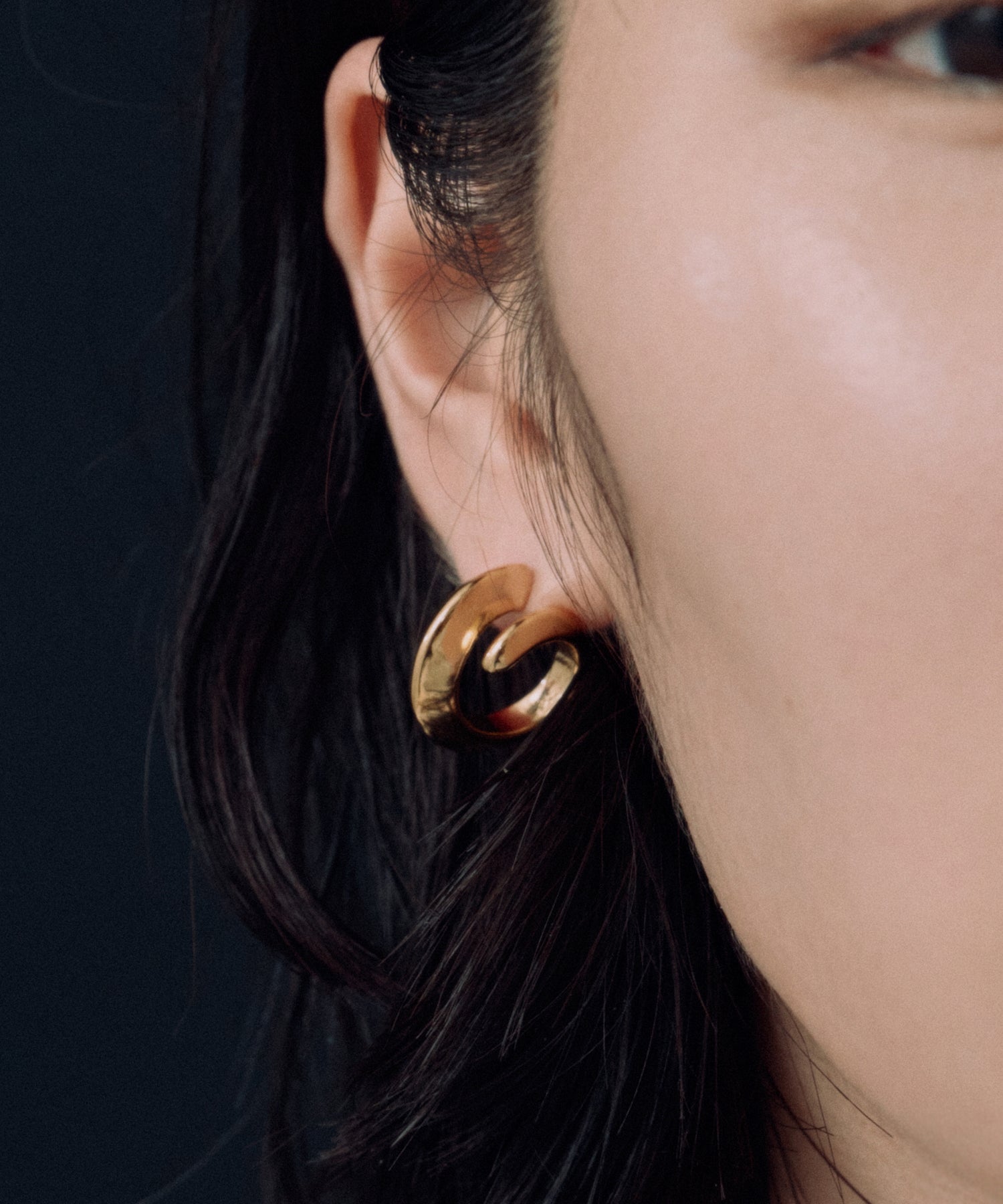 Curl Pierce[Stainless] | 大人のための毎日使えるピアス通販ショップ - novice（ノーヴィス）